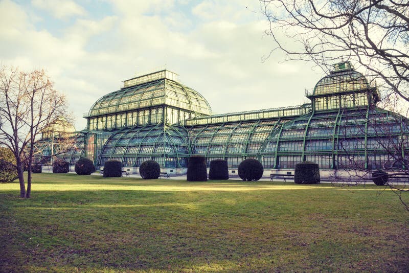 Palmenhaus, Wien, Autriche photographie éditorial. Image of serre ...