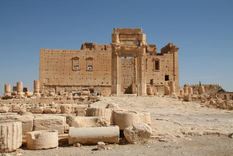 Palmyra_Syria stock image. Image of archaeological, colonnade - 22671845
