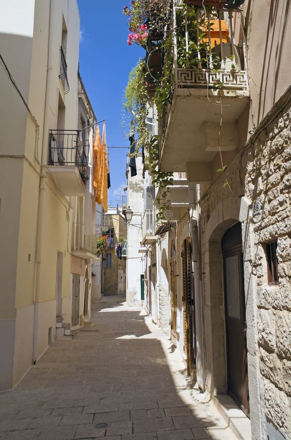 Palo Del Colle Oldtown. Apulia Stock Photo - Image of alley, colle ...