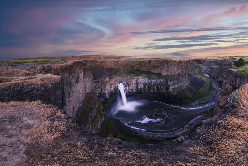 Palouse Fall State Park at Sunset Stock Photo - Image of desert ...