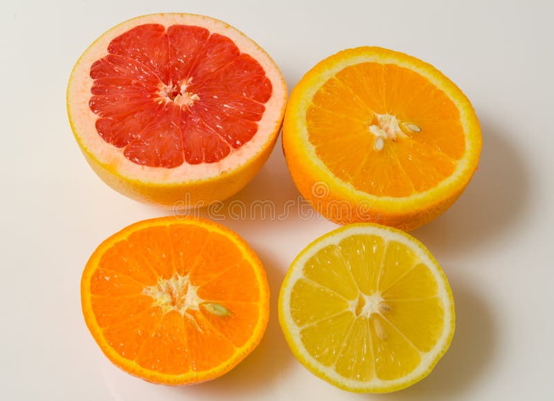 Pamplemousse, Orange, Mandarine Et Citron Photo stock - Image du normal ...