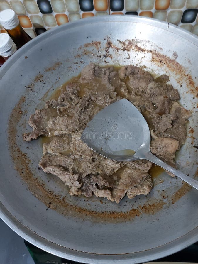 Pan of beef ready to eat stock photo. Image of plant - 269808816