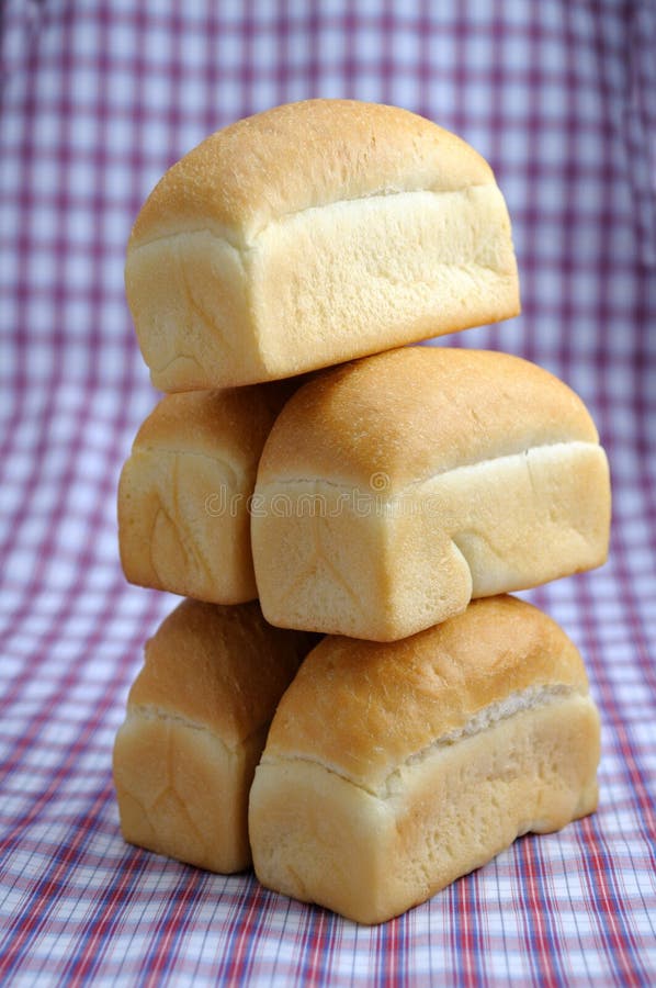 Pan blanco foto de archivo. Imagen de cena, desayuno - 17966464