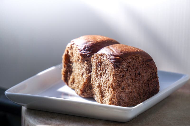 Pan con sabor a chocolate foto de archivo. Imagen de comida - 220131936