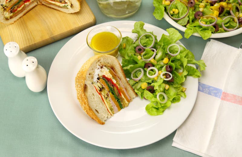 Pan de mazorca sabroso imagen de archivo. Imagen de rebanada - 10311261