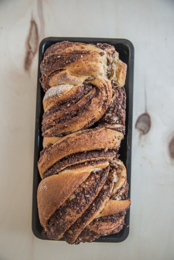 Babka De Chocolate Antes De Cocinar. Foto de archivo - Imagen de casero ...