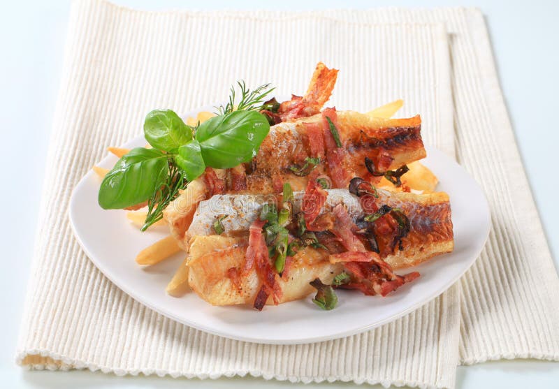 Pan Fried Fish Fillets with Fries Stock Image - Image of onion, dill ...