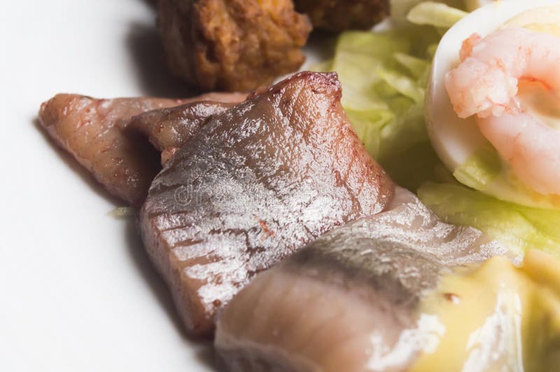 Pan fried Pearl Perch stock image. Image of greens, onion - 40122671