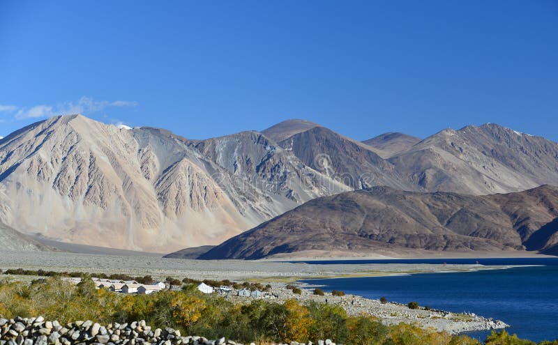 Pan gong Lake stock image. Image of lake, gong, india - 44900247