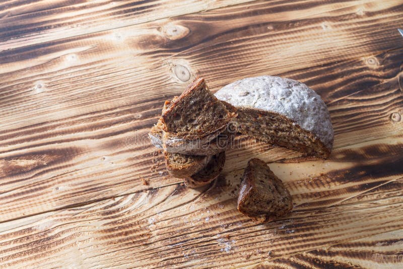 Pan Integral De Grano Negro En Rodajas Con Salvado Imagen de archivo ...