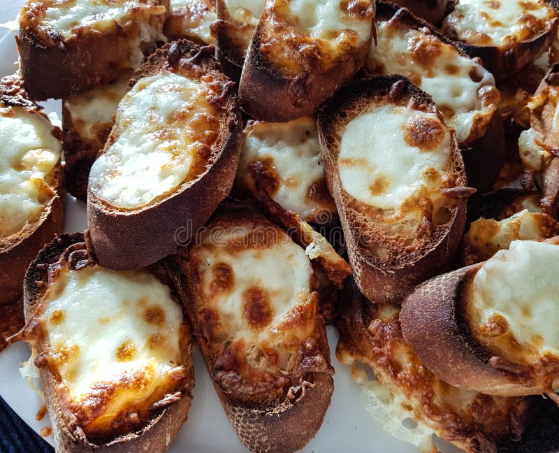 Pan rallado imagen de archivo. Imagen de cocina, parrilla - 183137447