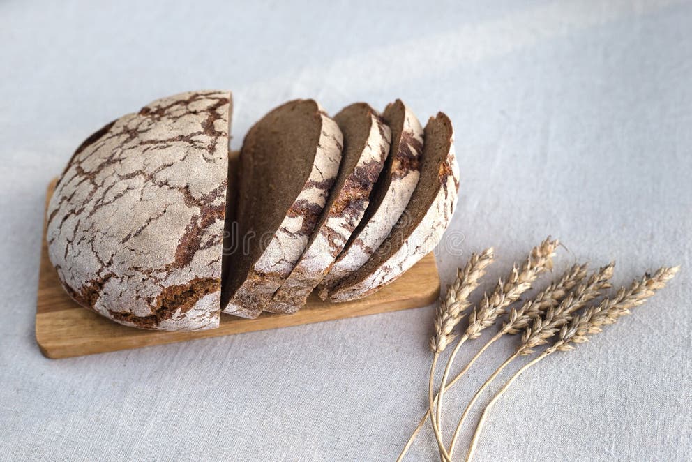 Pan sabroso y delicioso foto de archivo. Imagen de cocina - 63635602