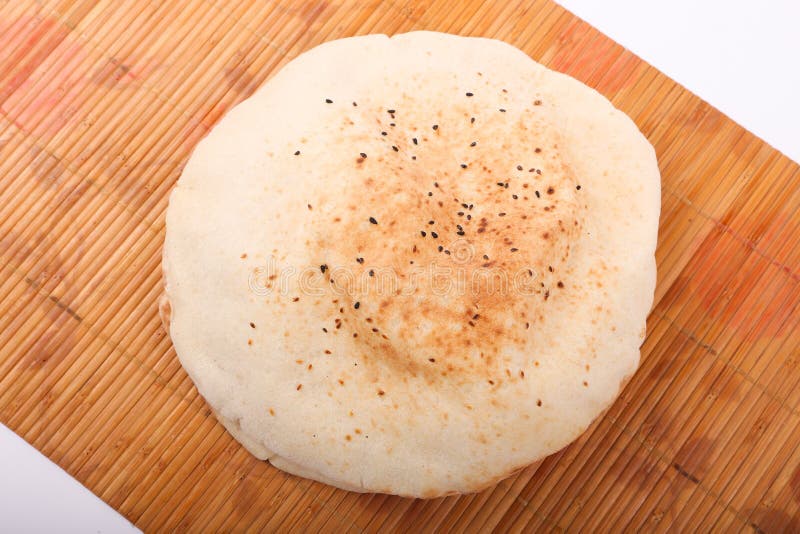 Pan sirio imagen de archivo. Imagen de texto, cesta - 111208439