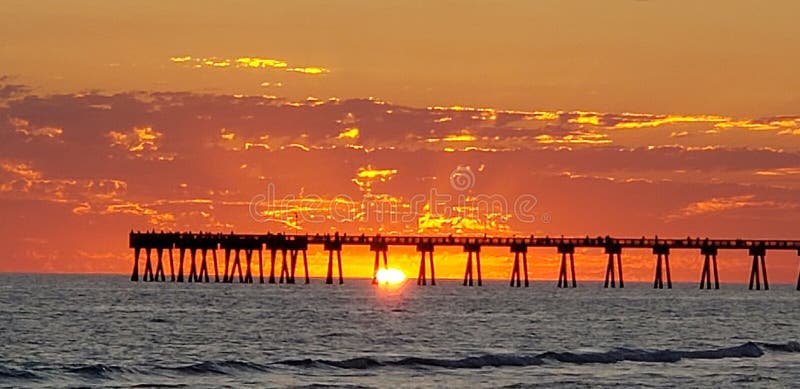 Panama city beach stock photo. Image of dawn, pier, morning - 371695160