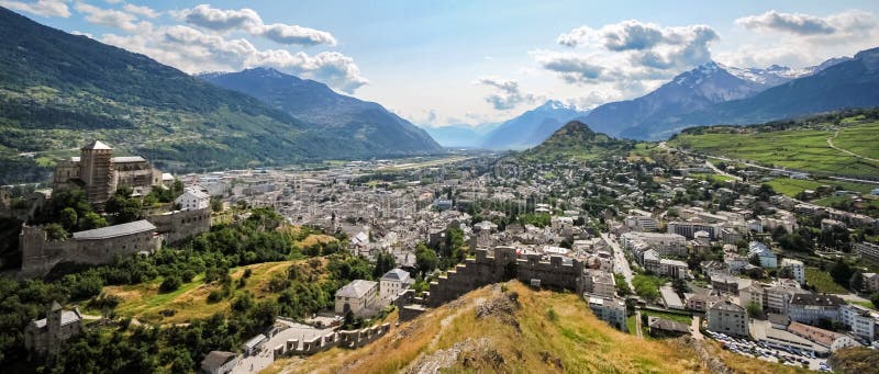Panaroma Van De Stad Van Sion Valais Switzerland Stock Foto - Image of ...
