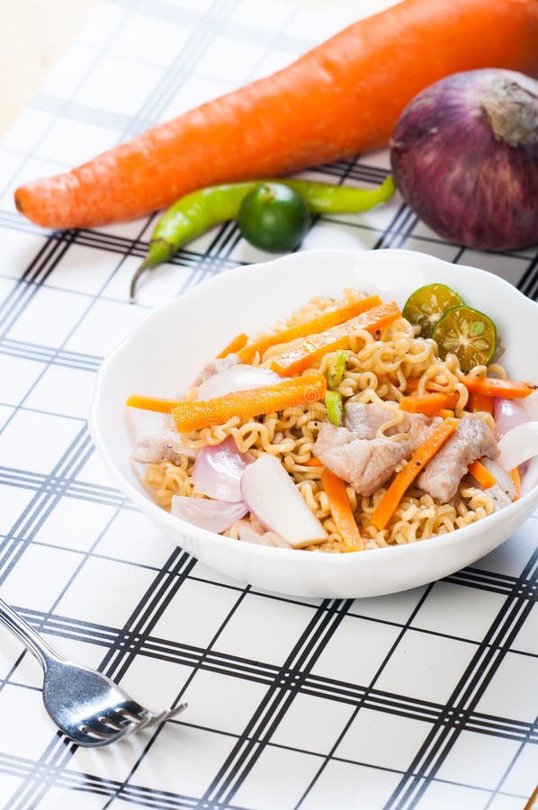 Pancit canton stock photo. Image of lime, delicacy, canton - 31740698