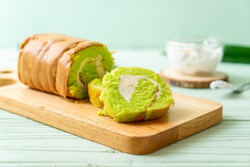 Pandan roll cake stock photo. Image of leaves, healthy - 160914110