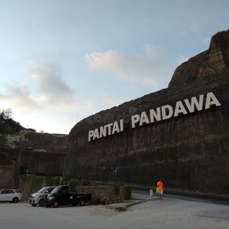 Pandawa Beach editorial stock photo. Image of arch, rock - 280998943