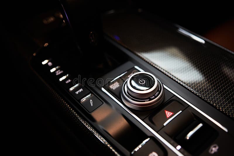 Panel De Control De Ajuste De Coches De Lujo. Interior De Coche Moderno ...