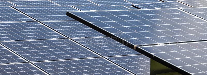 Panel solar de campo solar imagen de archivo. Imagen de alternativa ...