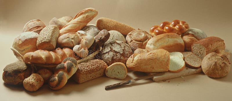 Panes foto de archivo. Imagen de grano, comestibles, harina - 55237666