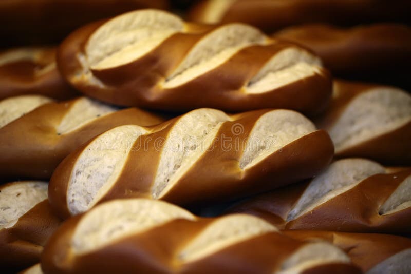 Panes largos del trigo foto de archivo. Imagen de porra - 61352416