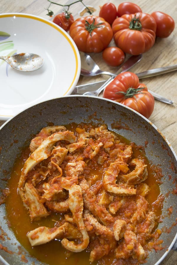 Panful De Entranhas Do Estilo Romano Foto de Stock - Imagem de luzes ...