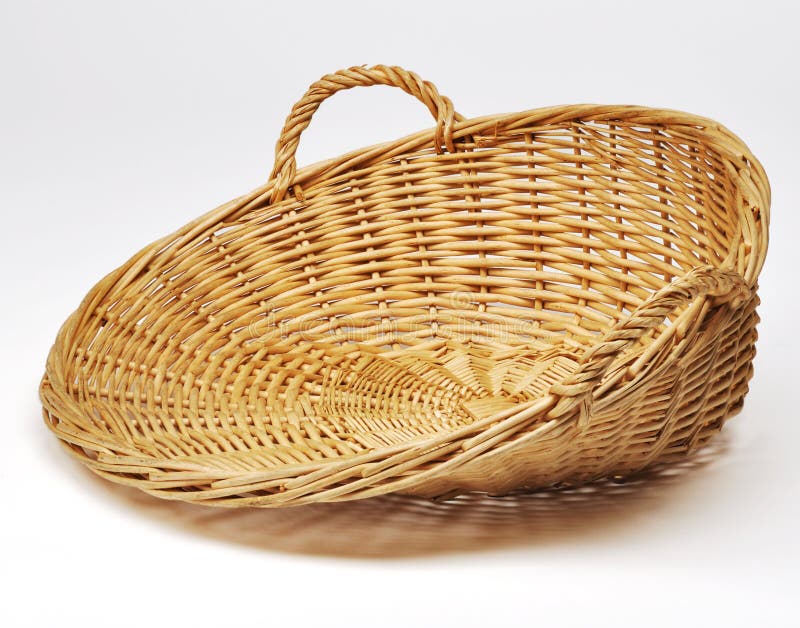 Panier En Osier Vide Sous Forme De Corne D'abondance Image stock ...