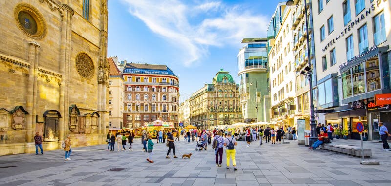 Stephansplatz in Vienna, Austria Editorial Stock Image - Image of house ...