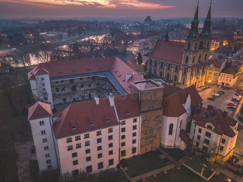 Panorama de bronha imagem de stock. Imagem de panorama - 181960463