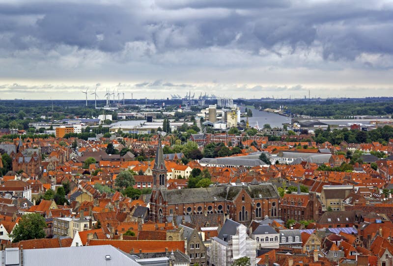 Panorama De La Ciudad De Brujas Foto de archivo - Imagen de nube ...