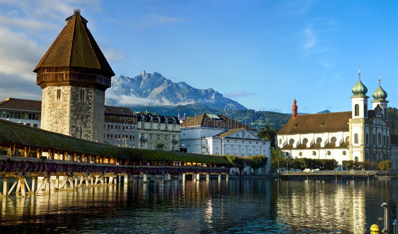 Panorama de Lucerna foto de archivo. Imagen de alfalfa - 16335116