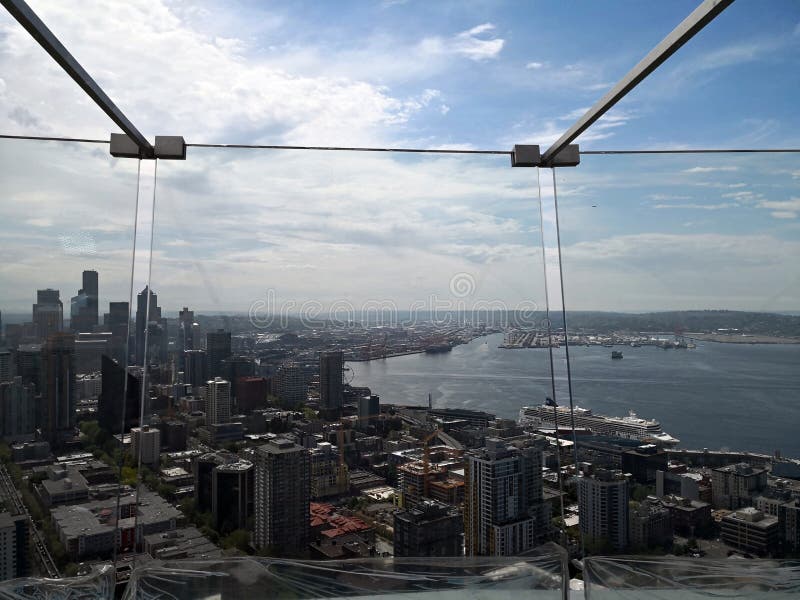 Panorama De Seattle Visto De Aguja Del Espacio Imagen de archivo ...