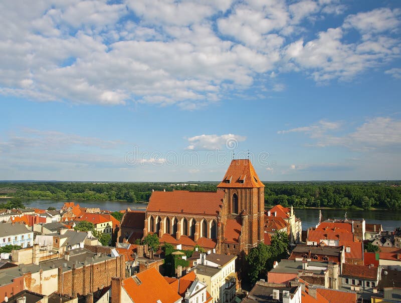 Panorama de Torun foto de archivo. Imagen de paisaje - 13272342
