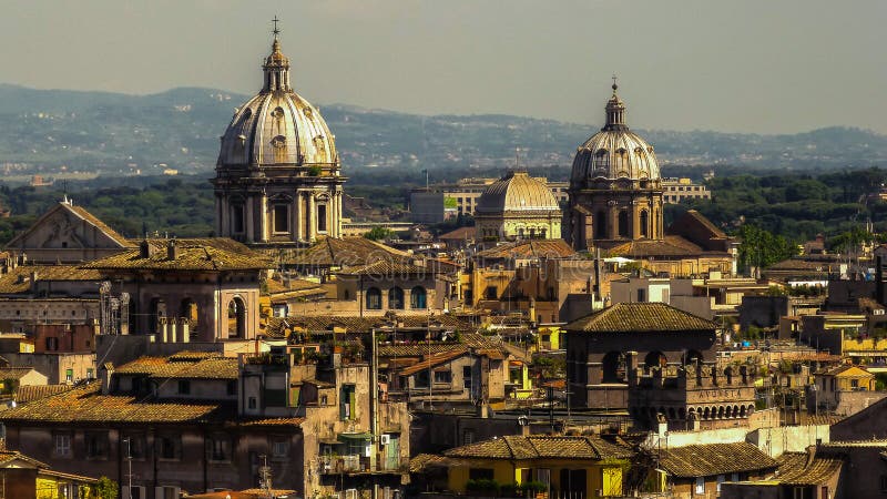 Panorama der Stadt von Rom stockbild. Bild von architektur - 89623771
