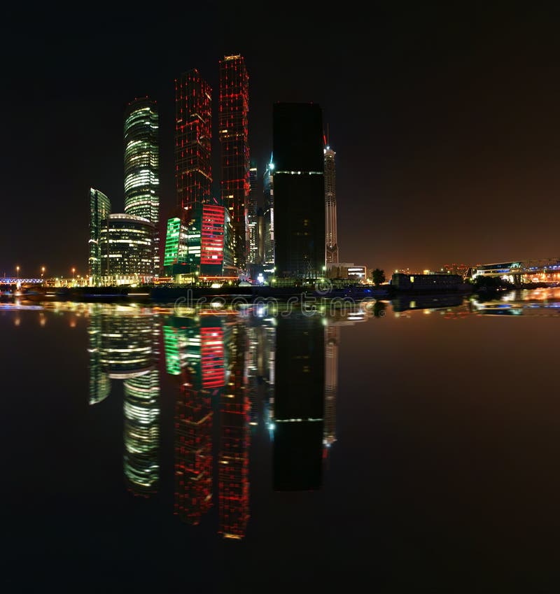 Panorama Du Centre D'affaires, Moscou Photo stock - Image du façade ...