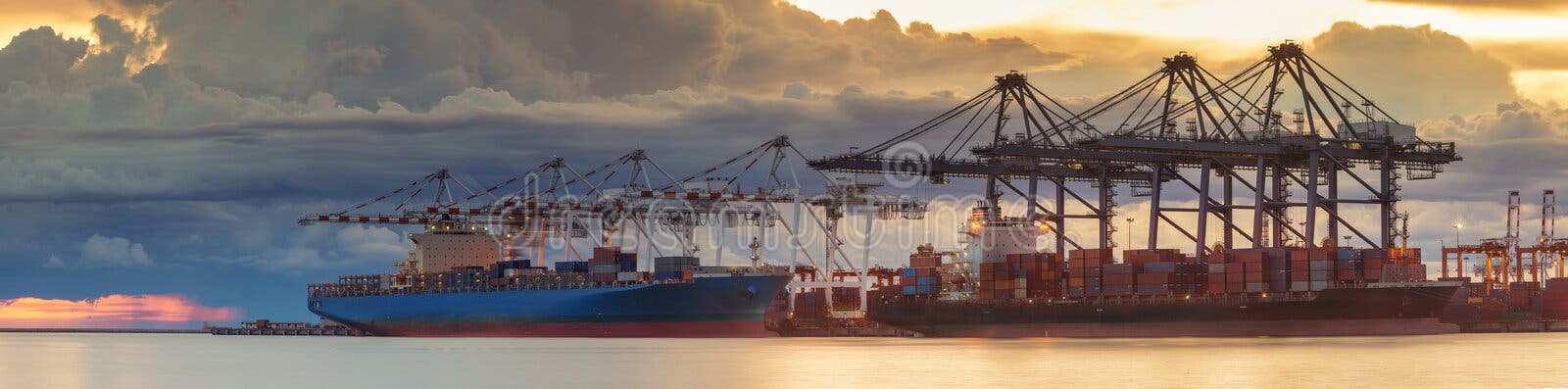 Container Loading To a Vessel, Quay Crane Pick Up a Container from ...