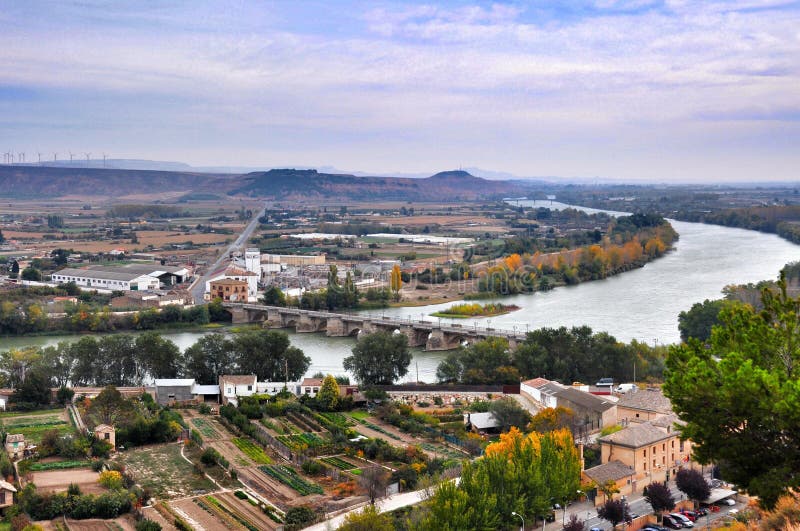 Panorama Tudela, Spanien stockbild. Bild von ebro, architektur - 55338021