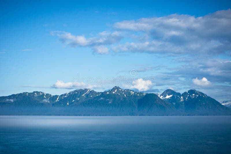 Panorama Van Bergen in Alaska, Verenigde Staten Stock Afbeelding ...