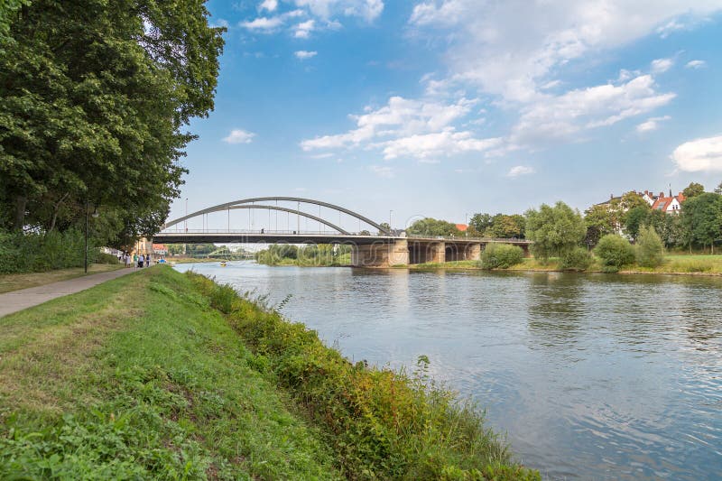 Rivier Weser, Bremen, Duitsland Stock Foto - Image of bezinning, schip ...