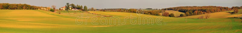 Panorama Van Het Landschap Van Gers in De Herfst Stock Afbeelding ...