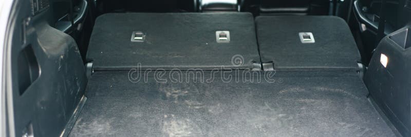 Panorama View Folding Back Seats on Crossover SUV for Cargo Space ...