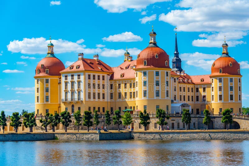 Panorama View of Moritzburg Castle in Germany Editorial Photo - Image ...