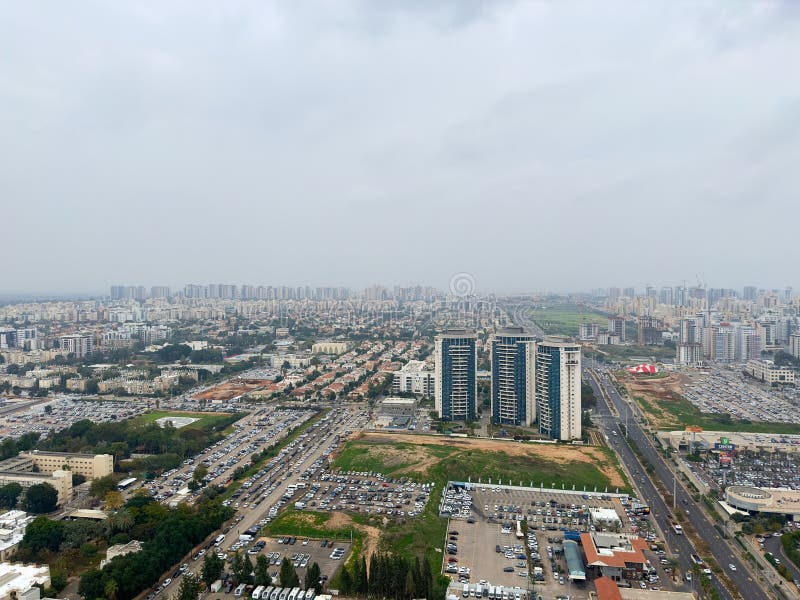 Panoramic of Petah Tikva editorial photo. Image of metropolis - 312090431