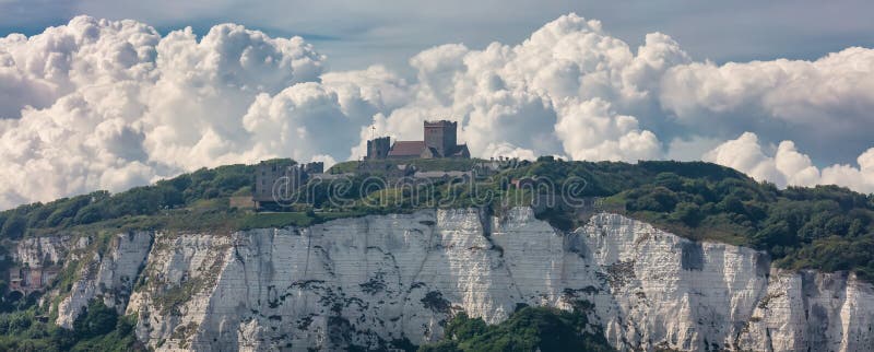 Panoramic Shot of the White Cliffs of Dover Stock Photo - Image of ...