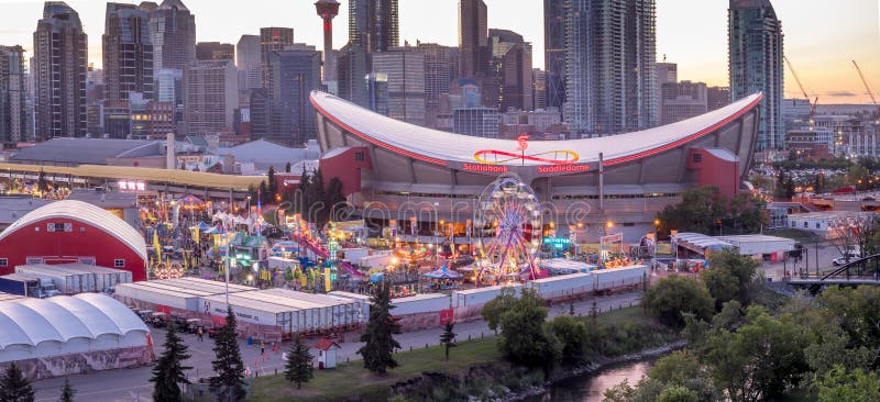 Panoramic View of the the Calgary Stampede at Sunset Editorial Stock ...