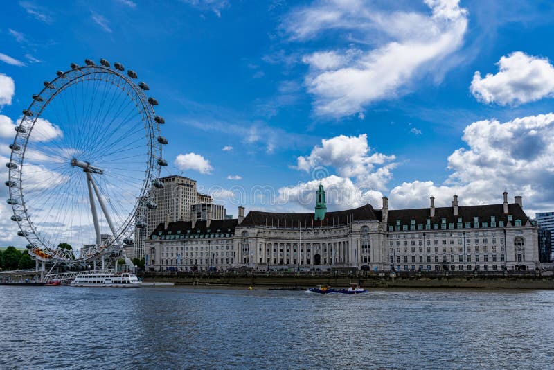 Panoramic View of the London Eye, or the Millenium in London, the UK ...