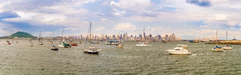 Panoramic View at the Panama City from Peninsula Bahia Panama - Panama ...