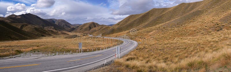Panoramic View of the Scenic Lindis Pass in New Zealand Stock Photo ...