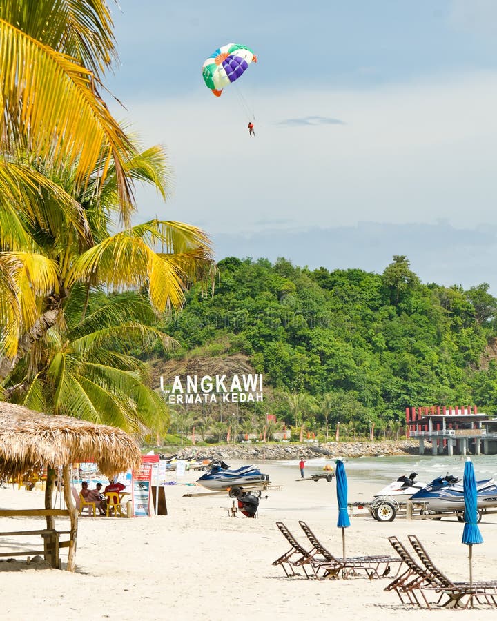 Pantai Cenang, Langkawi, Malaysia Editorial Stock Photo - Image of ...